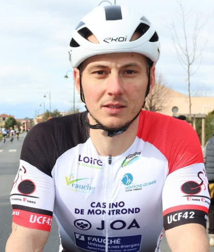 Super début de saison UCF42 sur la route - ucf 42